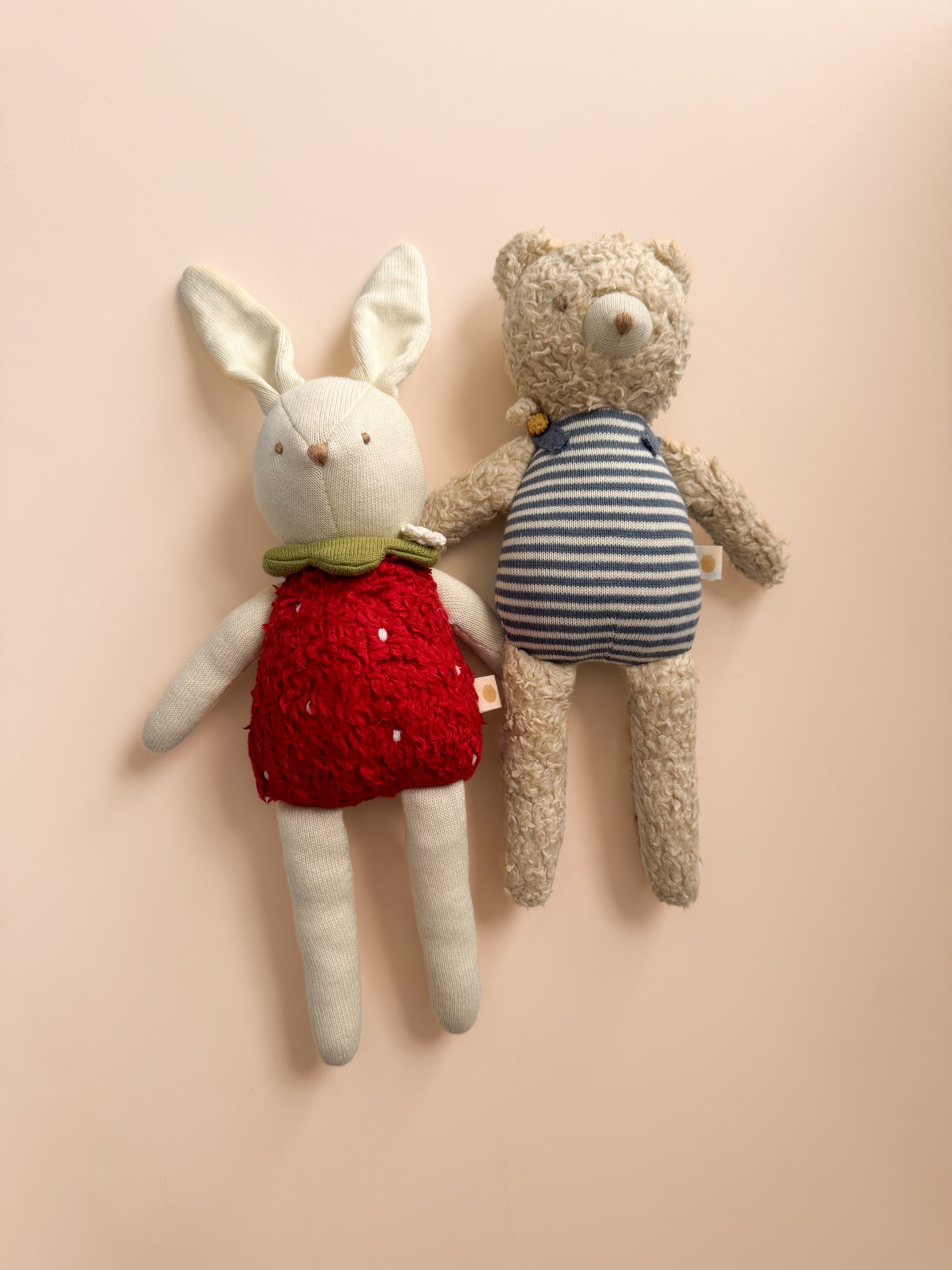 Bailey Bunny Strawberry Plush Toy – The Blueberry Hill